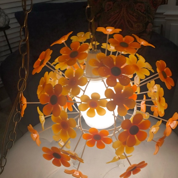Other | Vintage 196s Swag Hanging Flower Daisy Ceiling Light Fixture ...